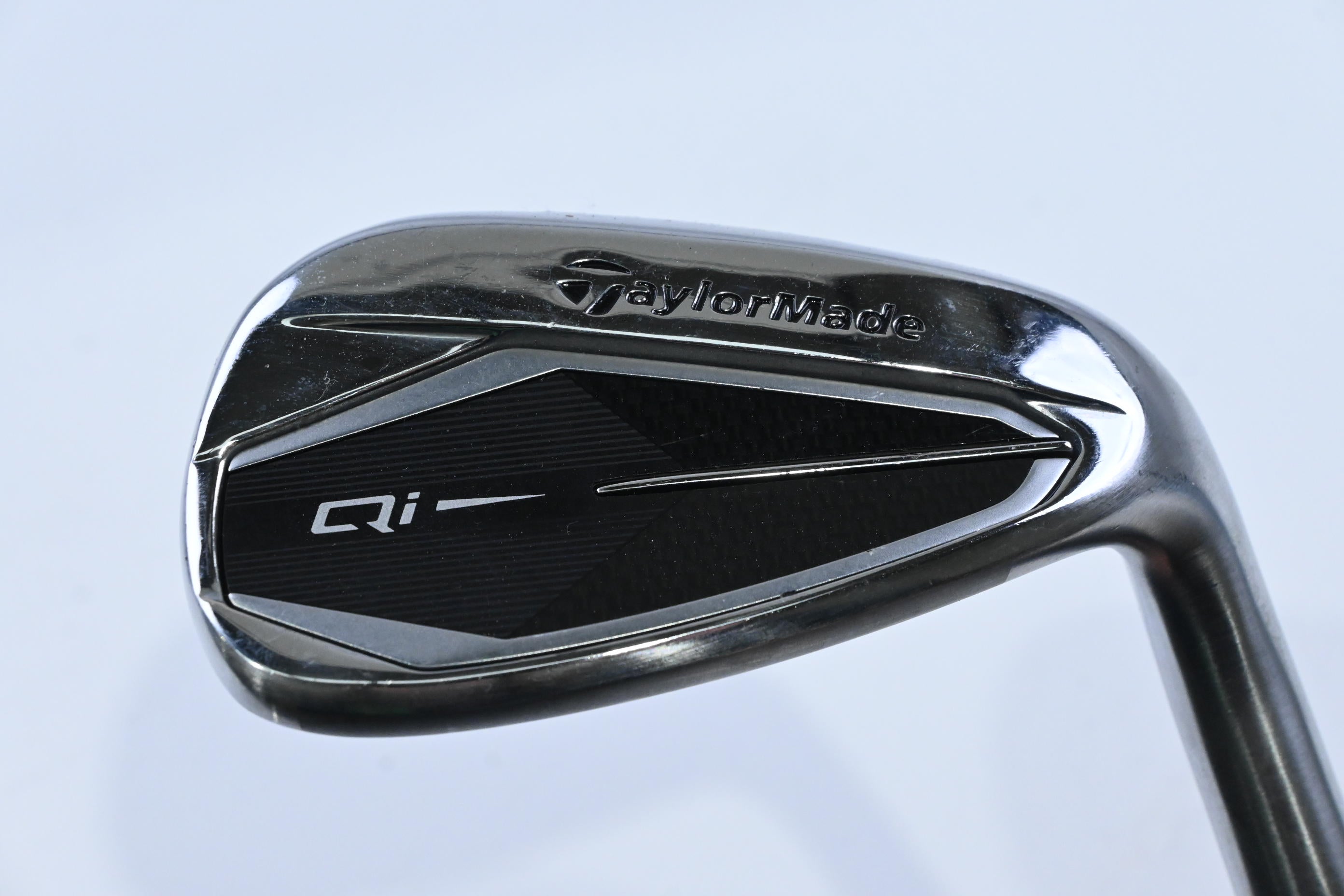 Ladies Taylormade Qi Gap Wedge / 49 Degree / Ladies Flex Fujikura Spee ...